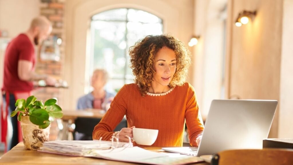 How UAE's New Remote Work System Will Change the Future of