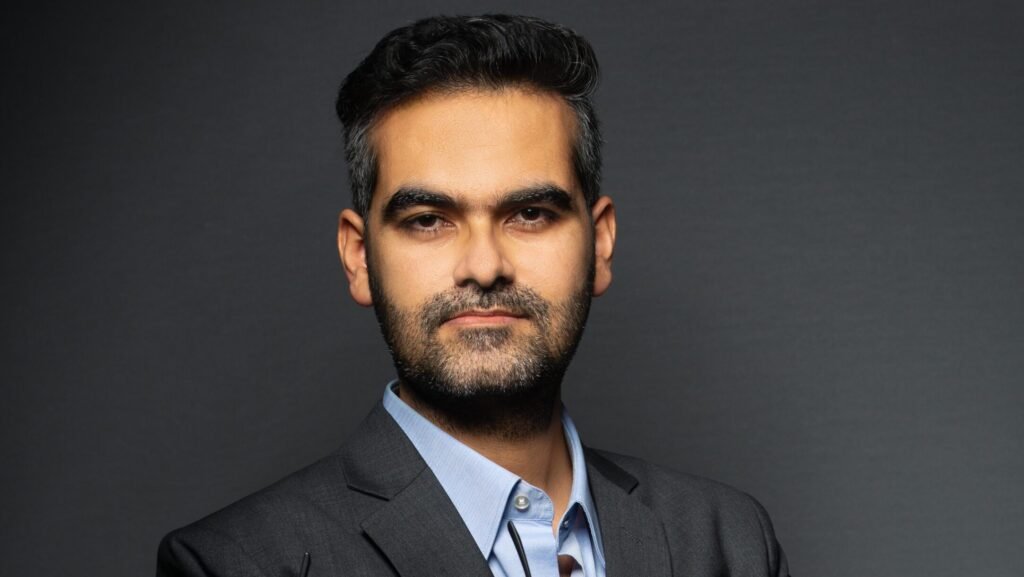 Meet Dr. Vikesh Vij: The Surgeon Redefining Natural Beauty