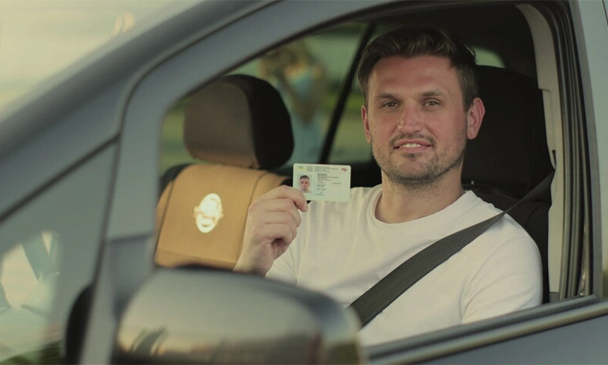 UAE Now Allows Visitors from 52 Nations to Drive with Their Home ...