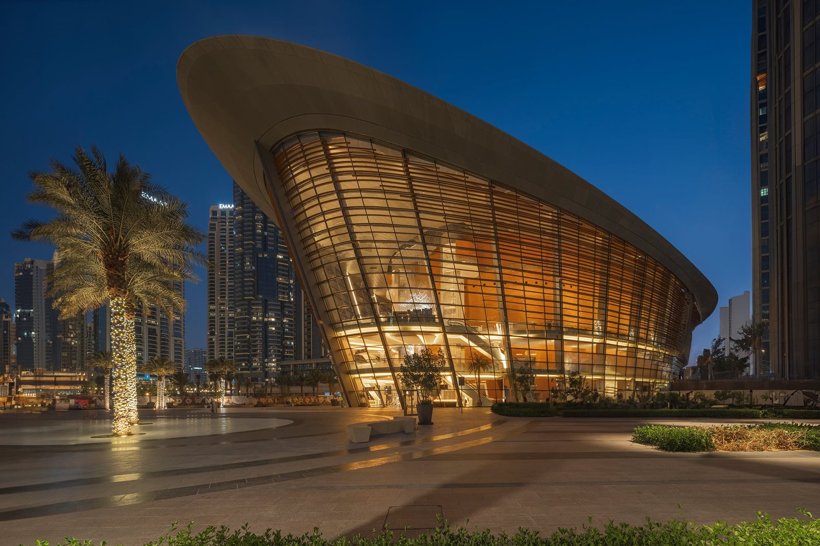 Dubai Opera House Performances Bring Culture and Art to Life 2025