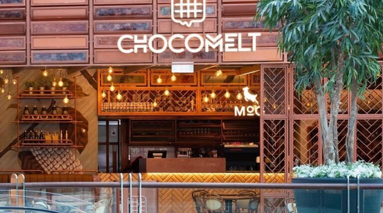 Chocomelt Dubai Mall Review: Ultimate Chocolate Paradise Experience