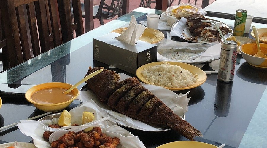 Bu Qtair Restaurant Dubai: A Hidden Seafood Gem