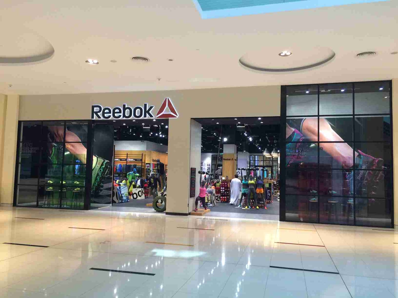 Discover The Ultimate Reebok Experience At Dubai Mall