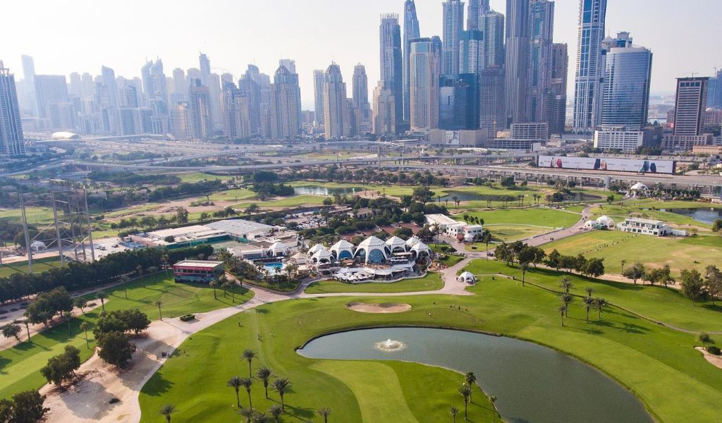 Emirates Golf Club Dubai: Experience World-Class Luxury Golf