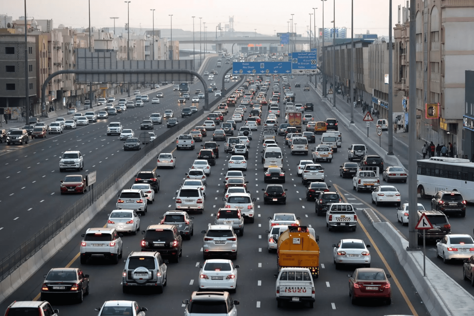 How to Check UAE Traffic Fines Online Easily